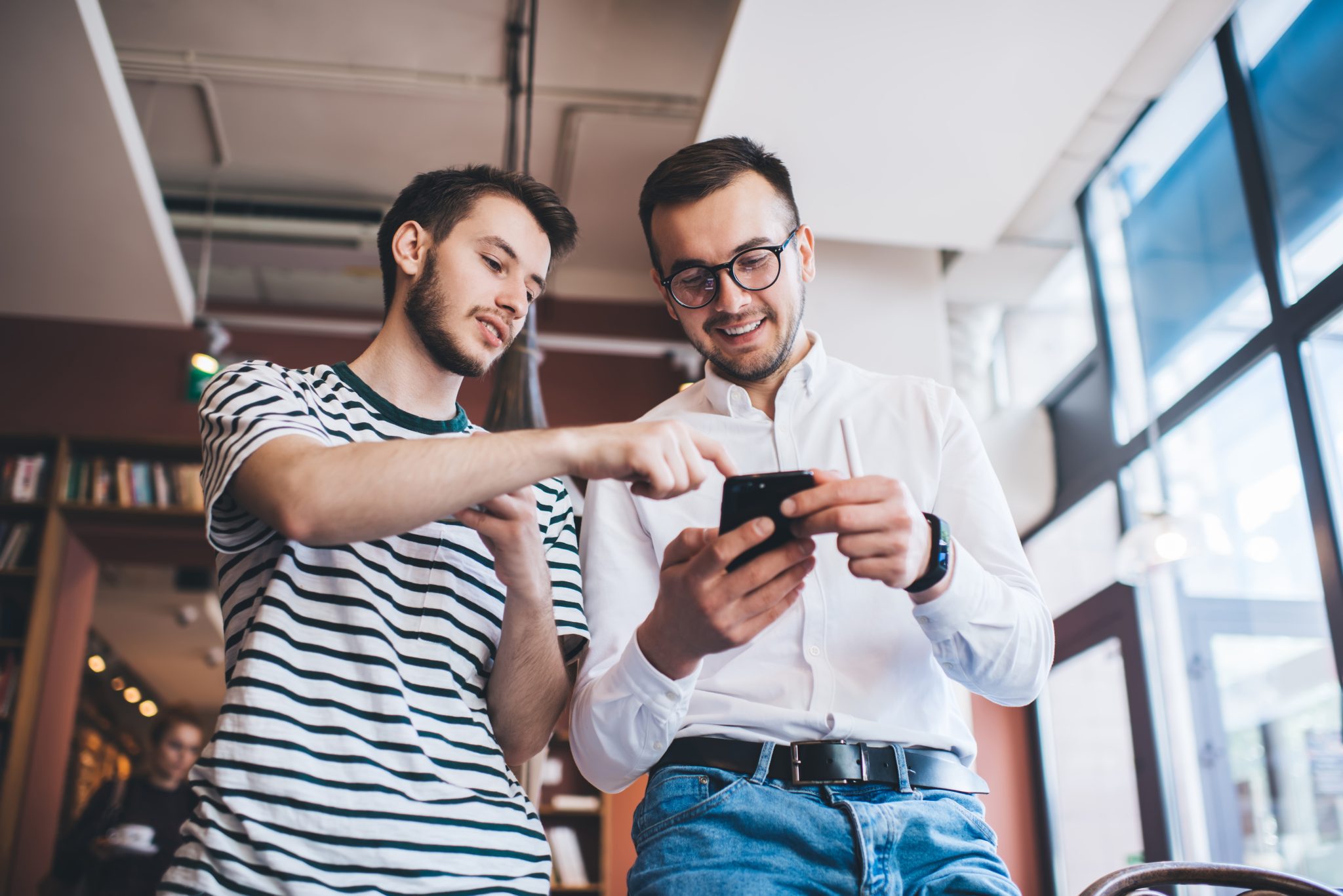 Tailored customer contact solutions | WEngage